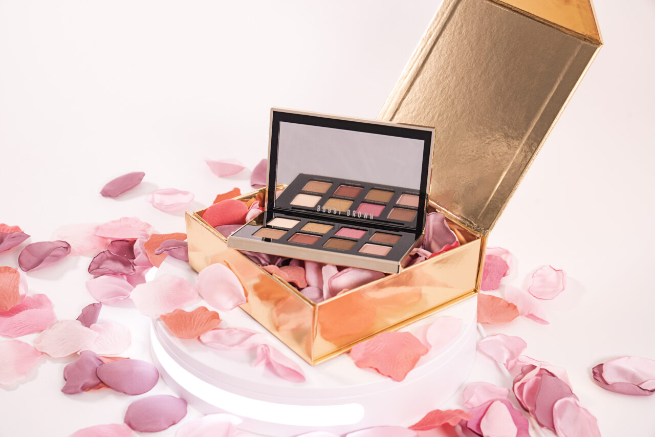 The Aesthetics of Custom Packaging: How Custom Cosmetics Packaging Is ...